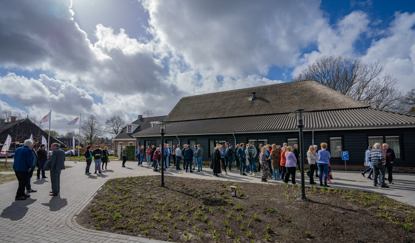 De Hoprank in Peize feestelijk geopend | Roosdom Tijhuis